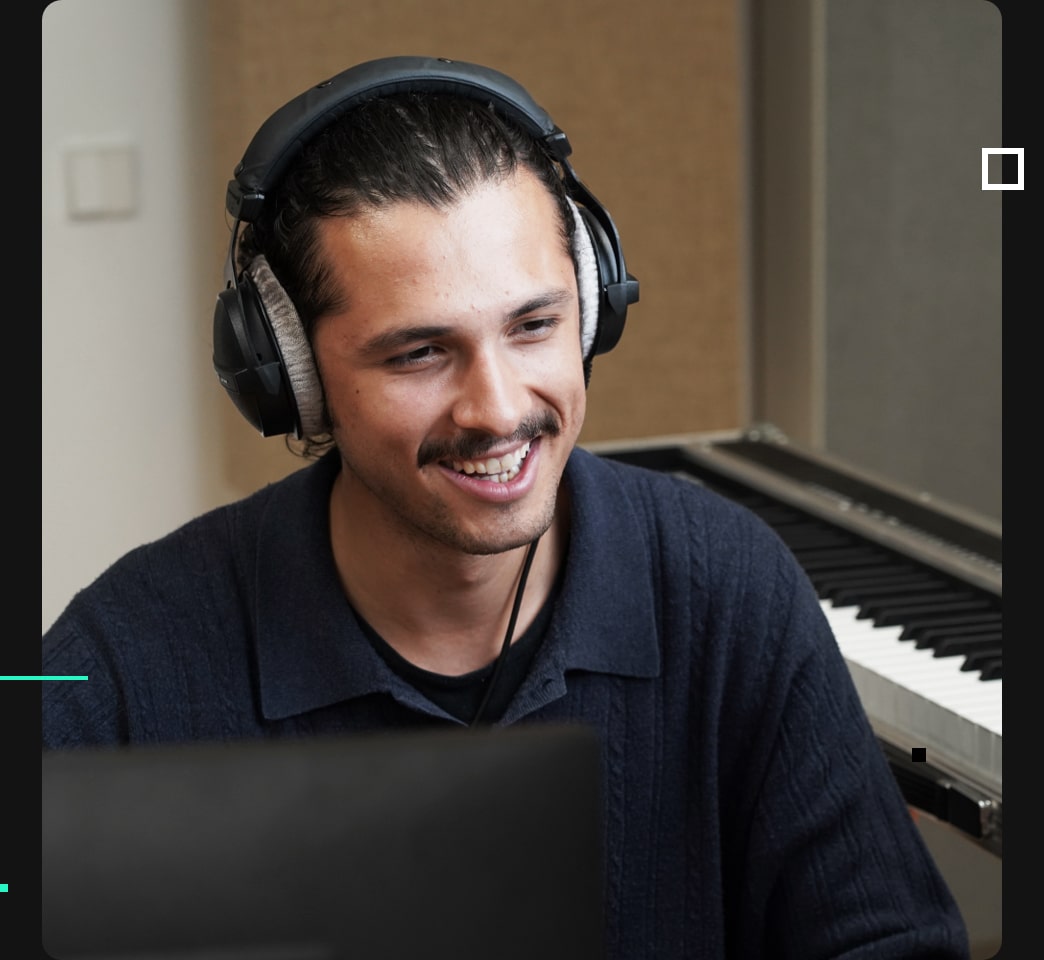 Create awesome music in seconds | AI Music Studio